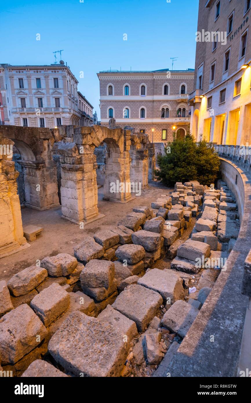 Italy, Apulia, Salento region, Lecce, Piazza Sant'Oronzo, the Roman ...