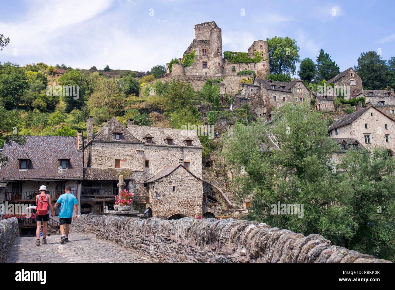 France, Aveyron, Belcastel, labelled Les Plus Beaux Villages de France ...