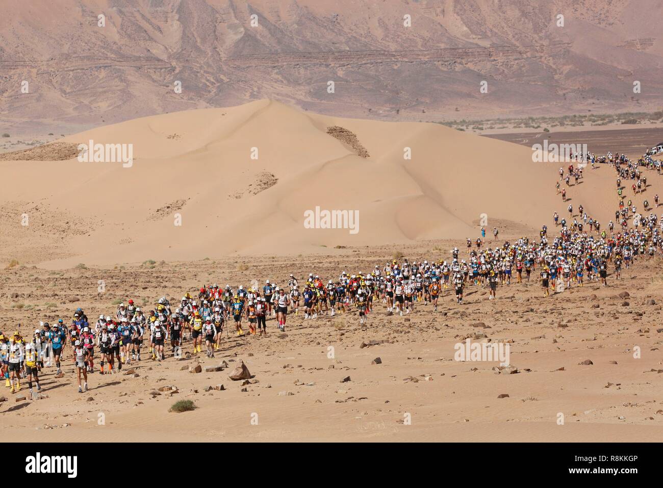 Running marathon general hi-res stock photography and images - Alamy