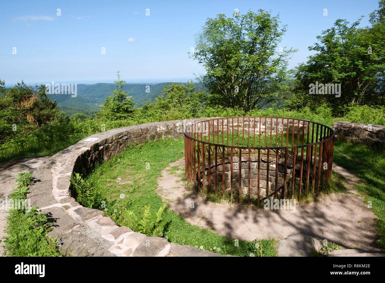 Roman celtic temple hi-res stock photography and images - Alamy
