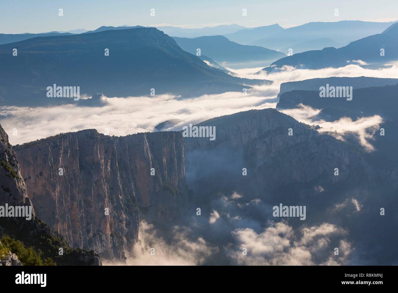 Village rougon verdon verdon regional hi-res stock photography and ...