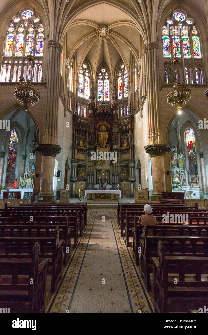 Havana cuba stained glass windows hi-res stock photography and images ...