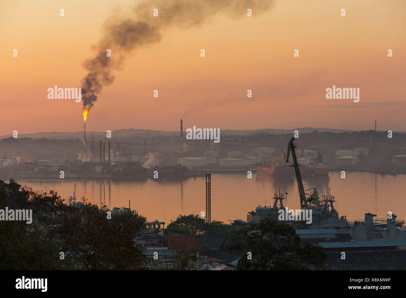 Cuba, Havana, the oil refinery Stock Photo - Alamy
