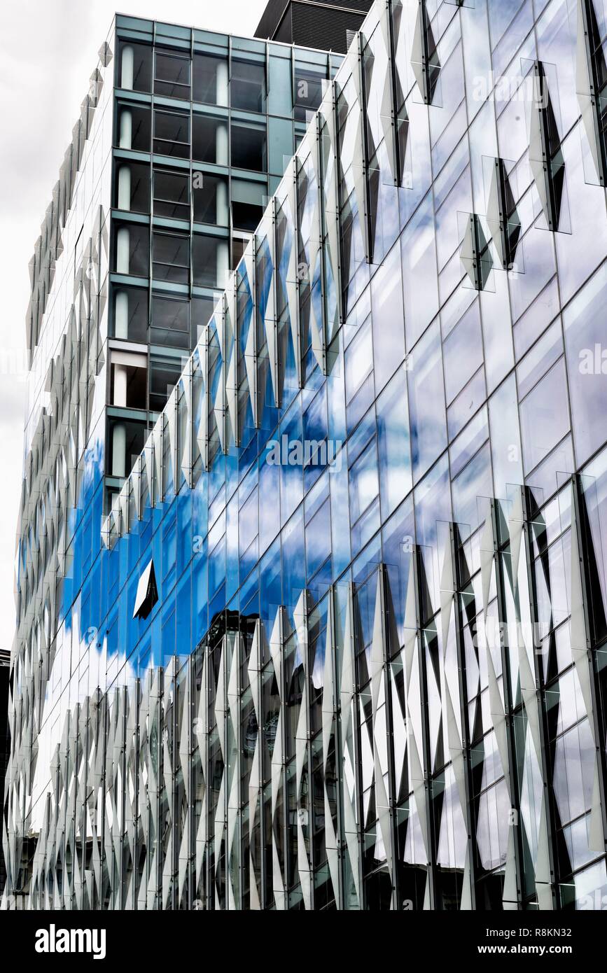 United States, New York, Brooklyn, Dumbo District, building facade ...