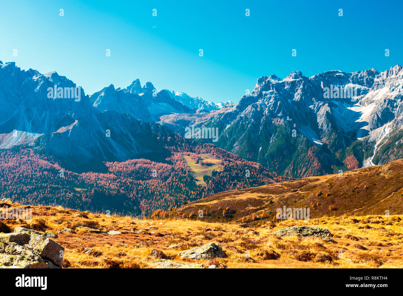 Autumn in the italian alps Stock Photo - Alamy