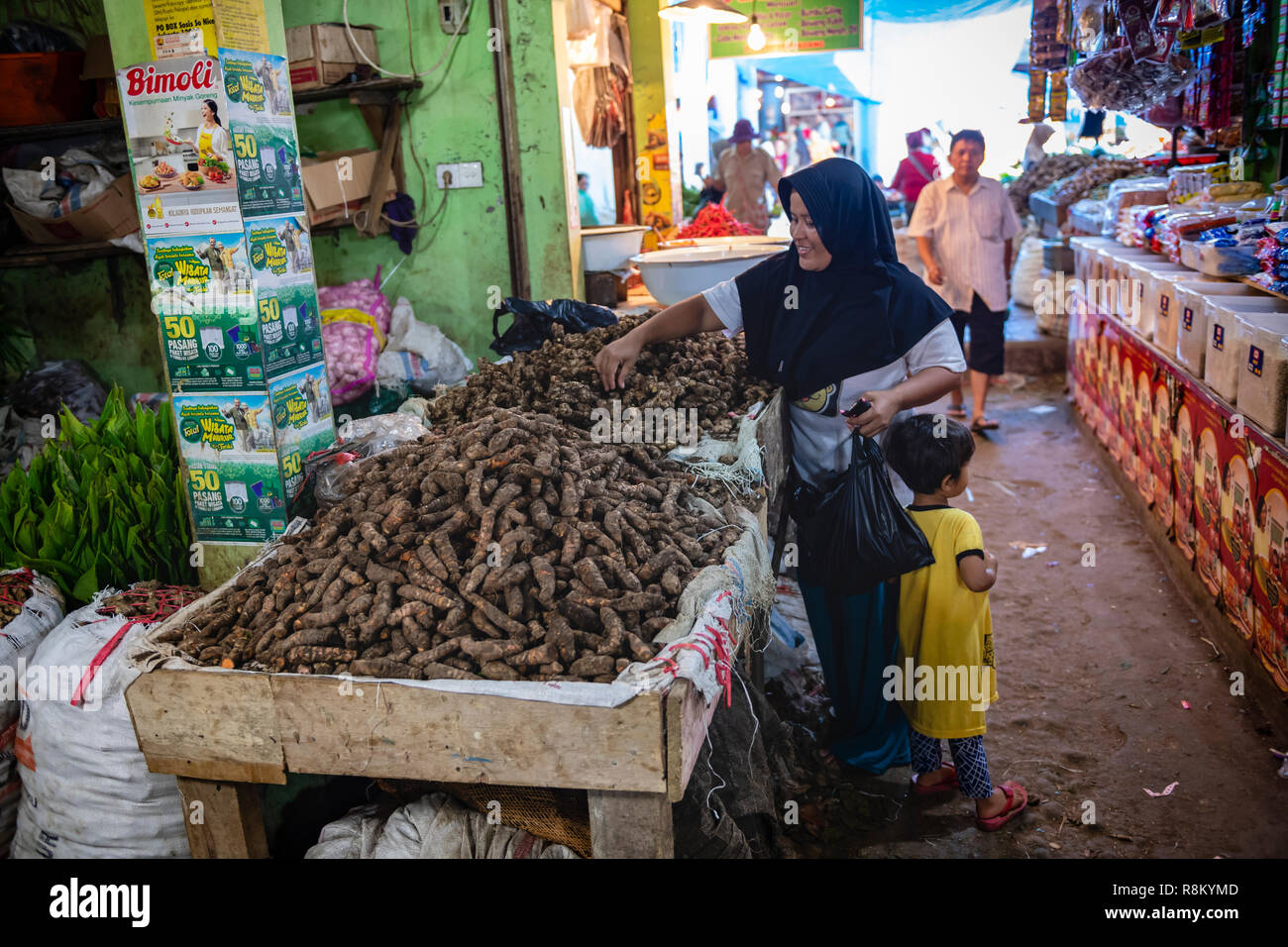 Pasar raya hi-res stock photography and images - Alamy