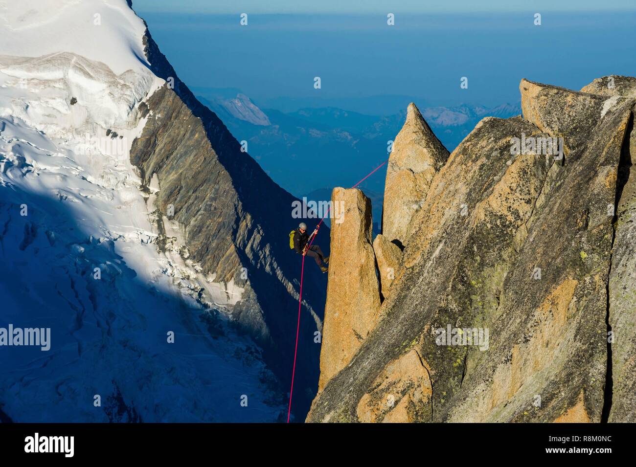 France, Haute-Savoie, Chamonix-Mont-Blanc, crossing of the south-west ...