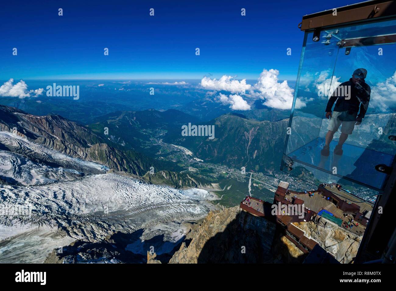 Aiguille du midi glass hi-res stock photography and images - Alamy