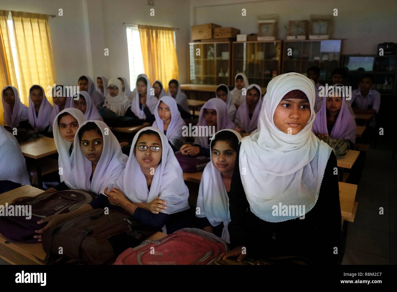 Dhaka university students hi-res stock photography and images - Alamy