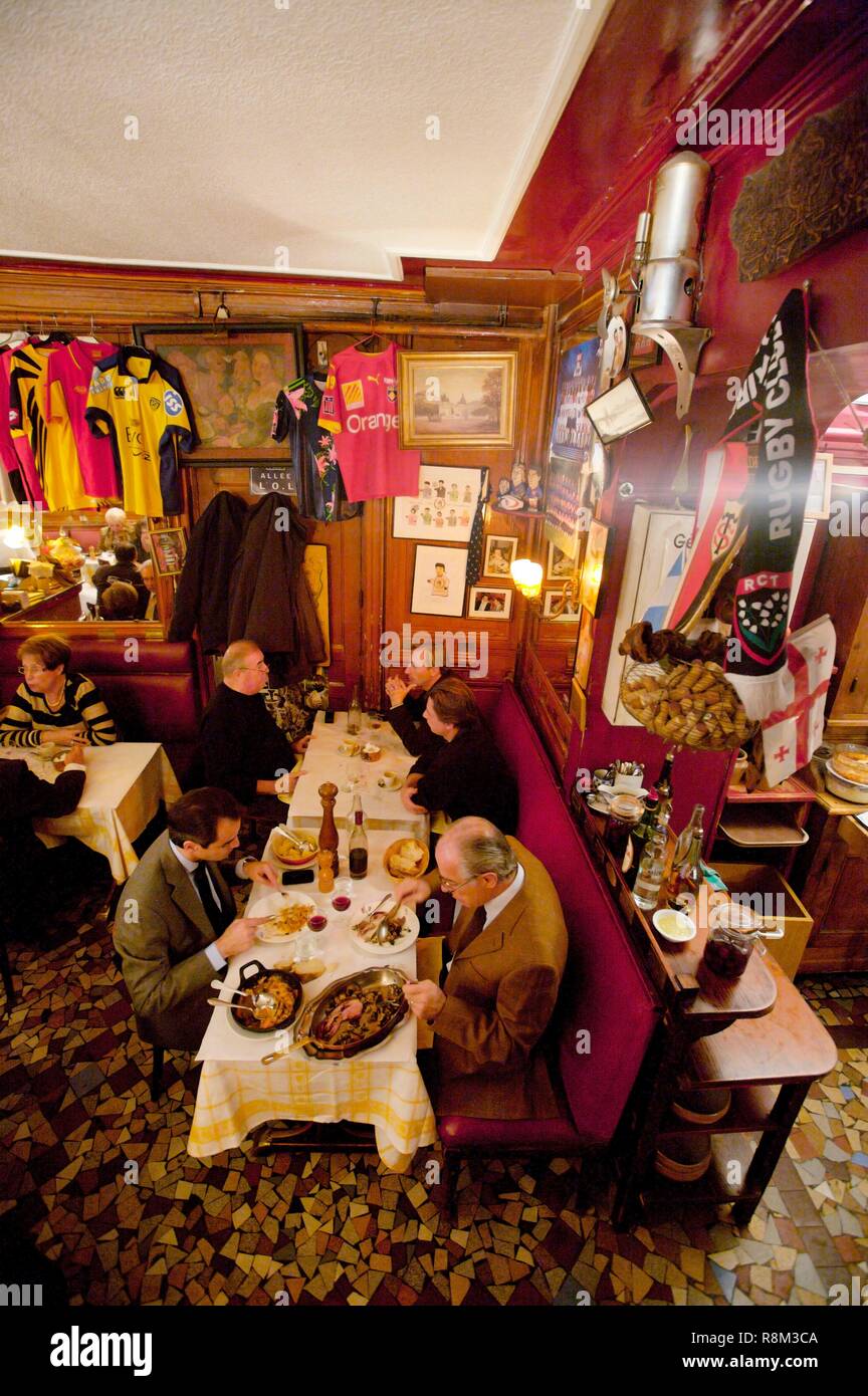 Bouchon Lyonnais High Resolution Stock Photography and Images - Alamy