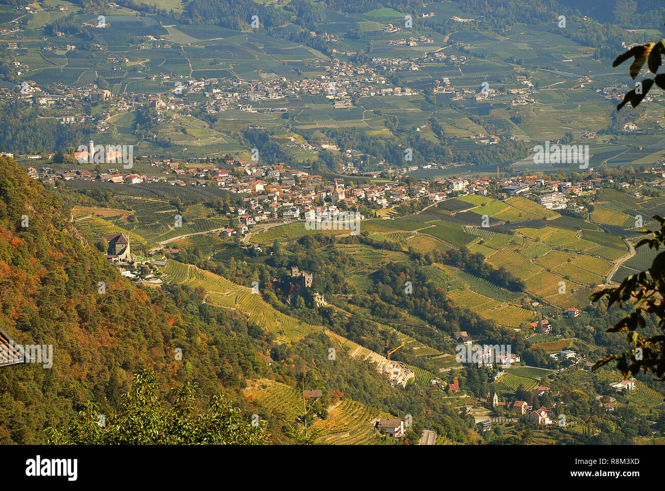 Streets meran hi-res stock photography and images - Alamy