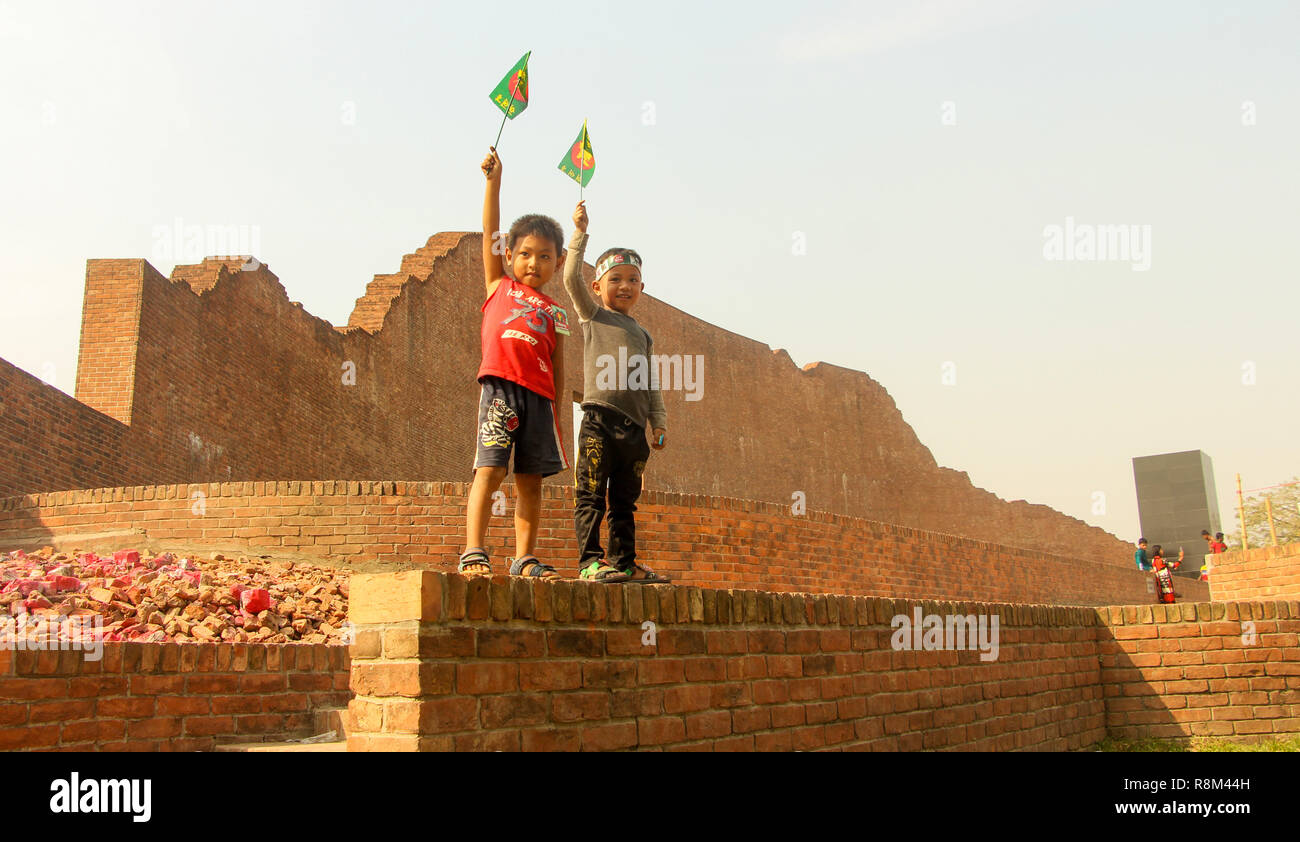 Kids With Flag Stock Photo - Alamy
