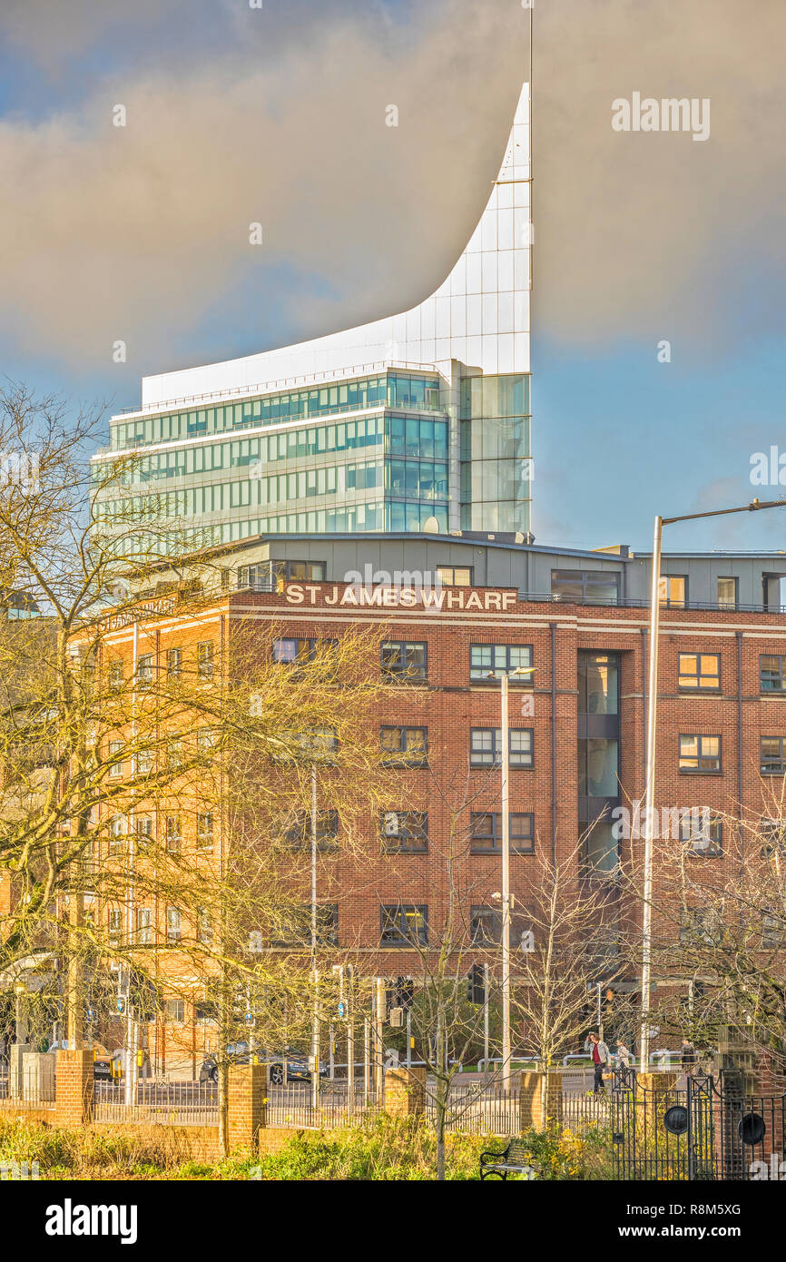 Skyscraper Reading Berkshire High Resolution Stock Photography and ...