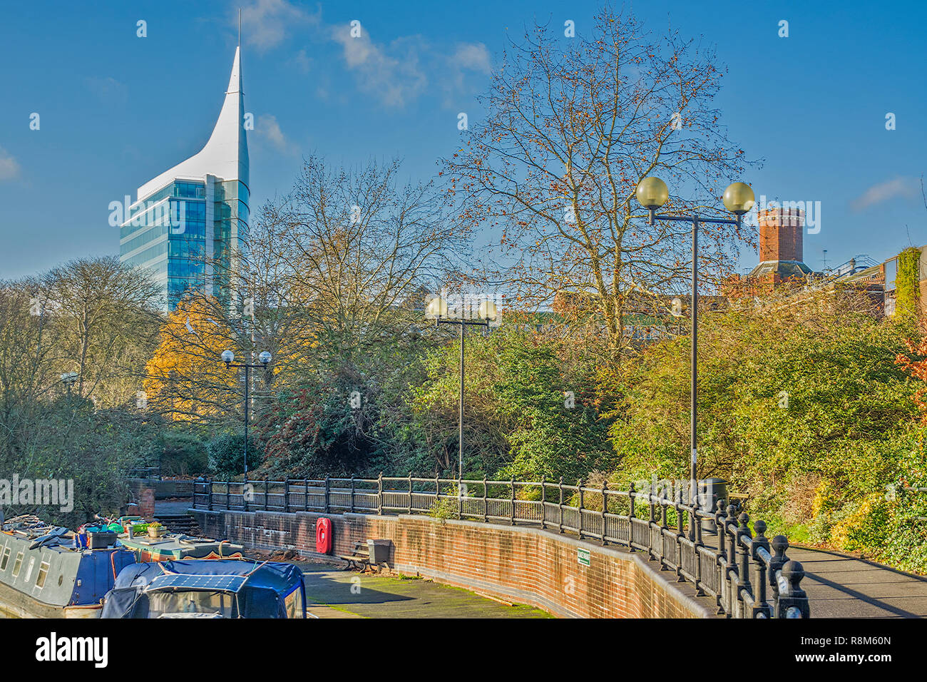 Skyscraper Reading Berkshire High Resolution Stock Photography and ...