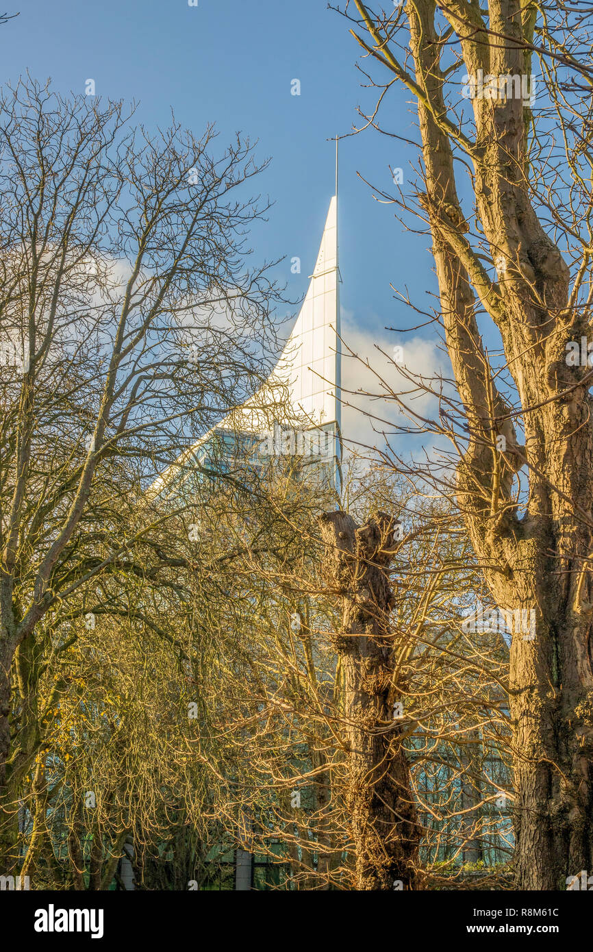 Skyscraper reading berkshire hi-res stock photography and images - Alamy