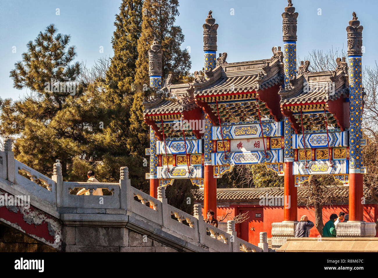 Signposts summer landscape hi-res stock photography and images - Alamy