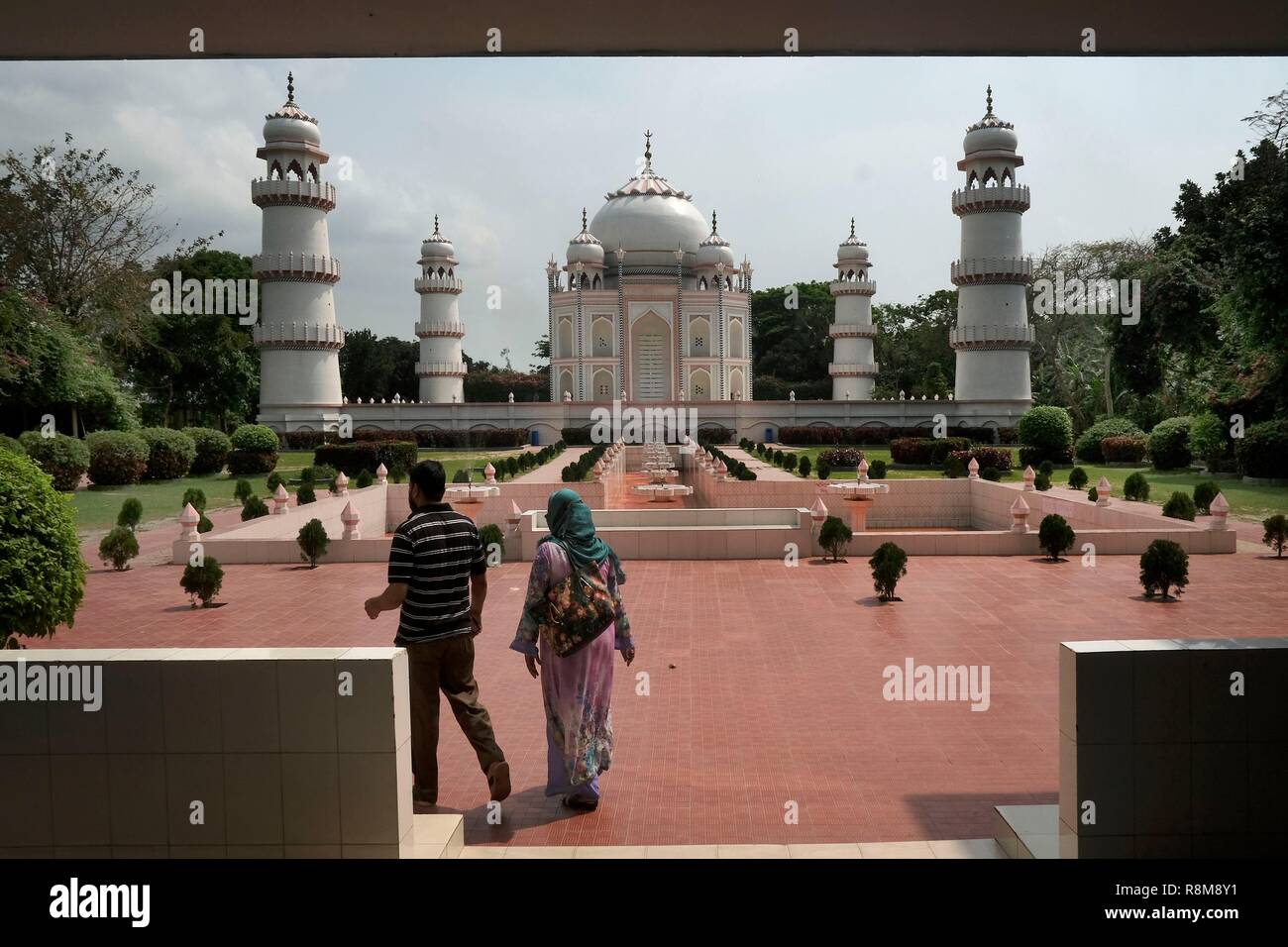 Banglar taj mahal hi-res stock photography and images - Alamy