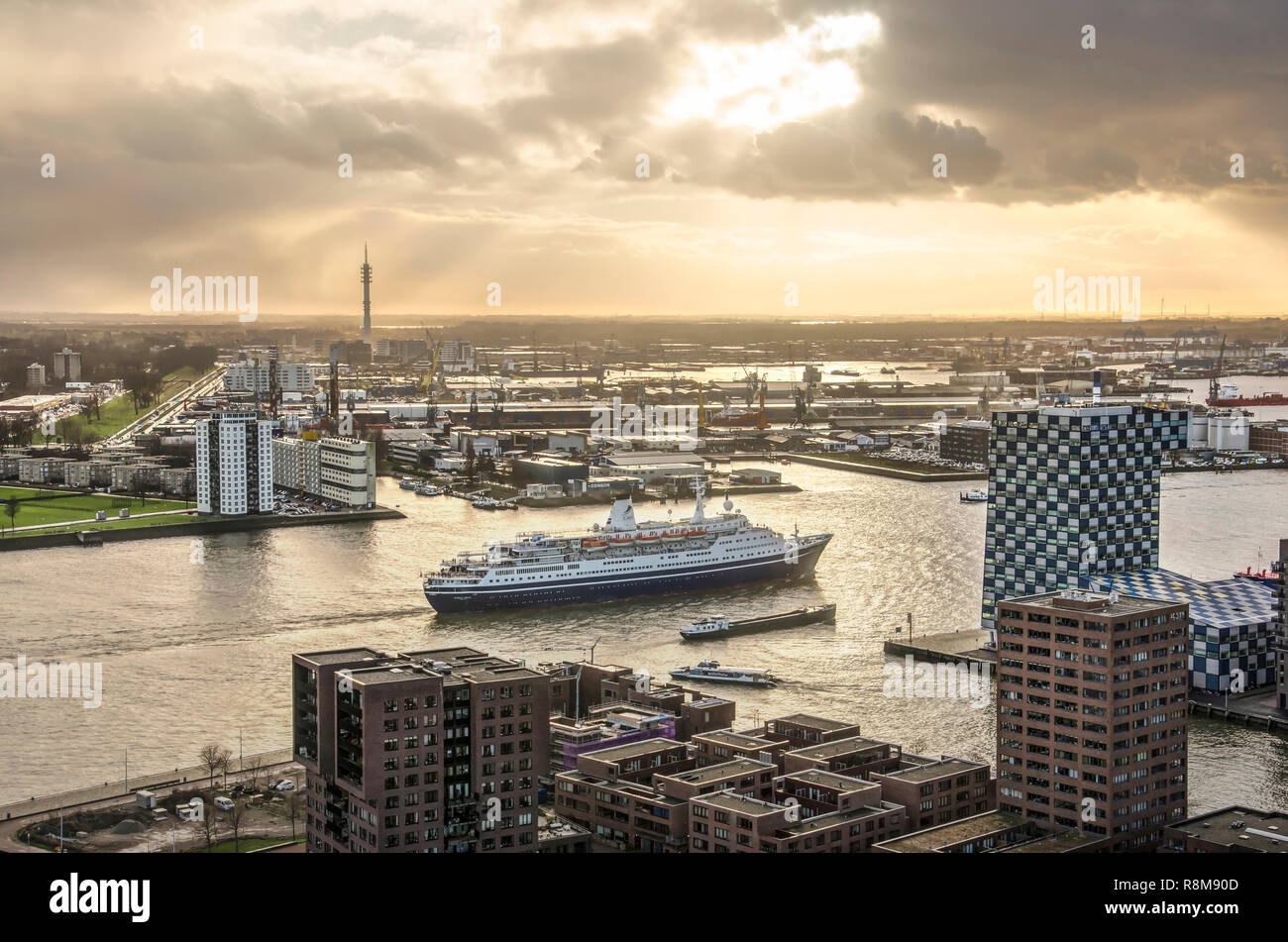 Rotterdam, The Netherlands, December 10, 2018: a dramatic sky over the ...