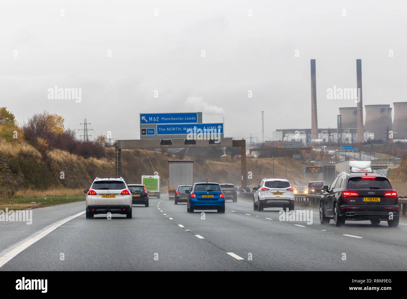 Slow Traffic on UK Motorway / Freeway Stock Photo - Alamy