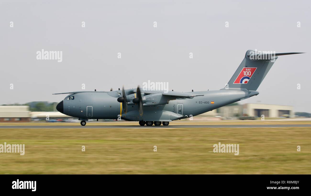 Military airplane from royal hi-res stock photography and images - Alamy