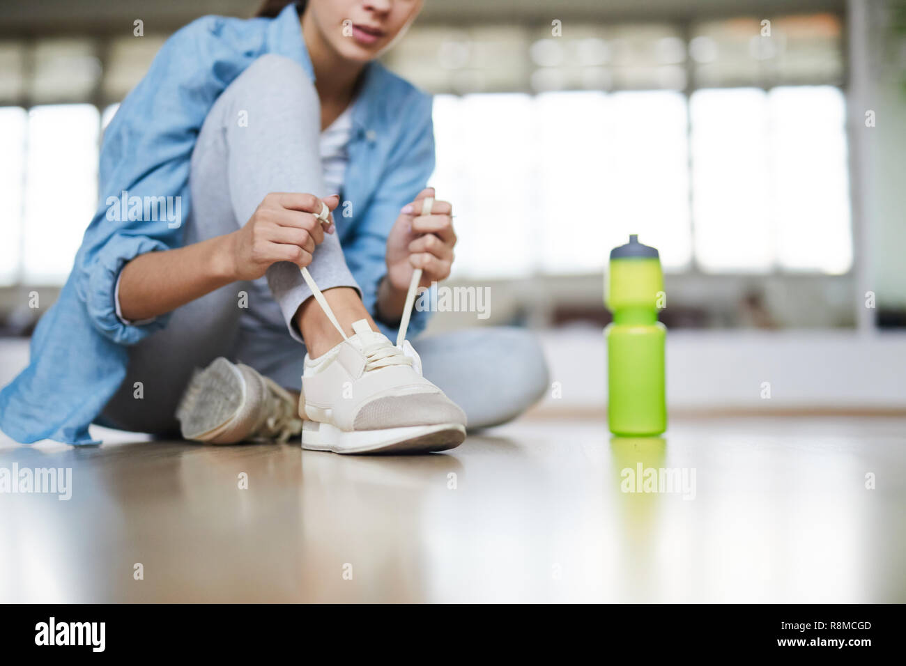 Young woman getting fit hi-res stock photography and images - Alamy
