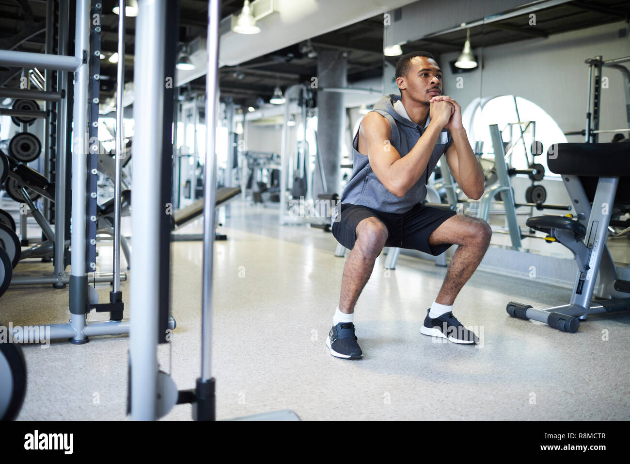 Squats and gym hi-res stock photography and images - Alamy