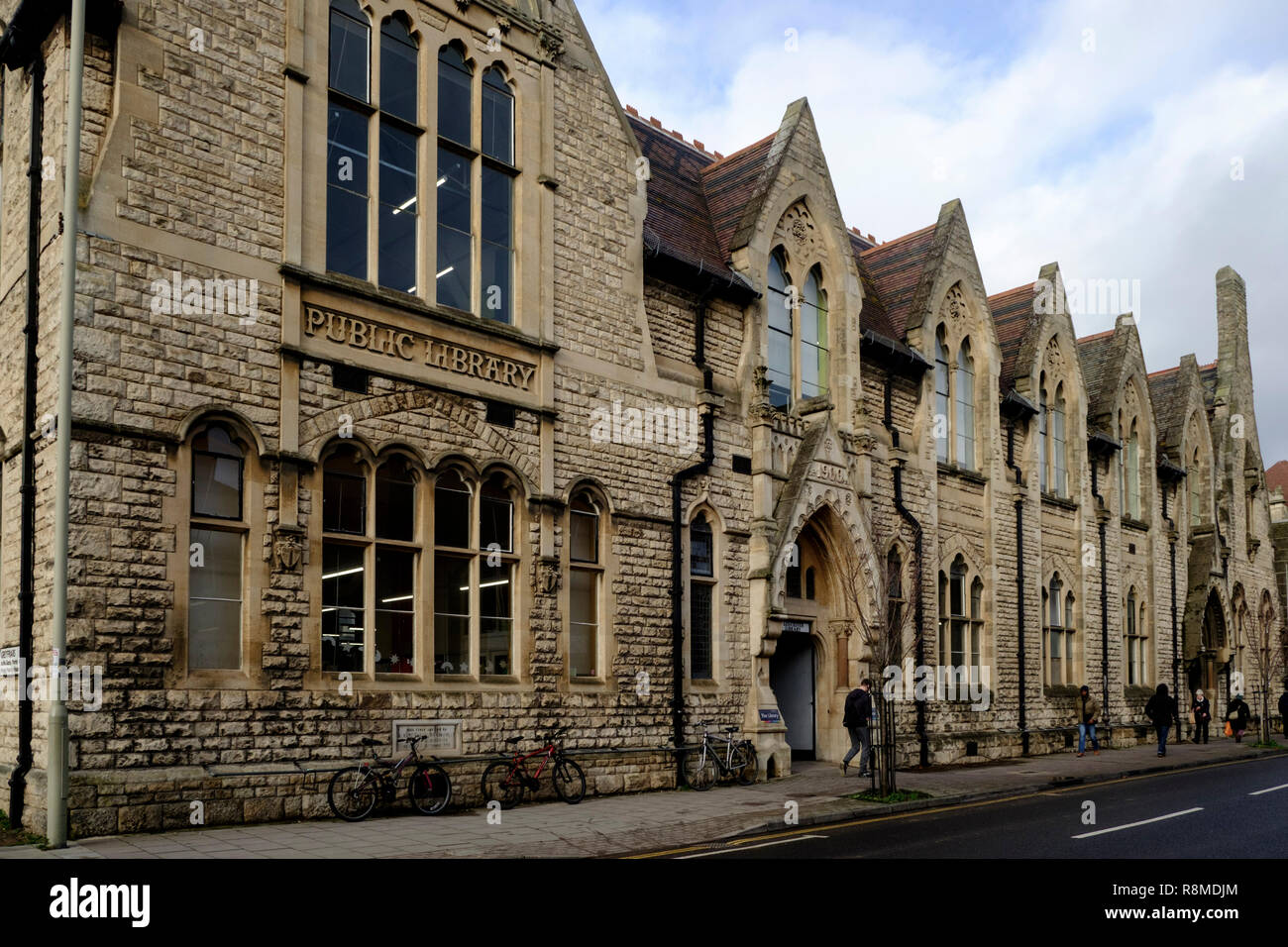 Gloucestershire library hi-res stock photography and images - Alamy
