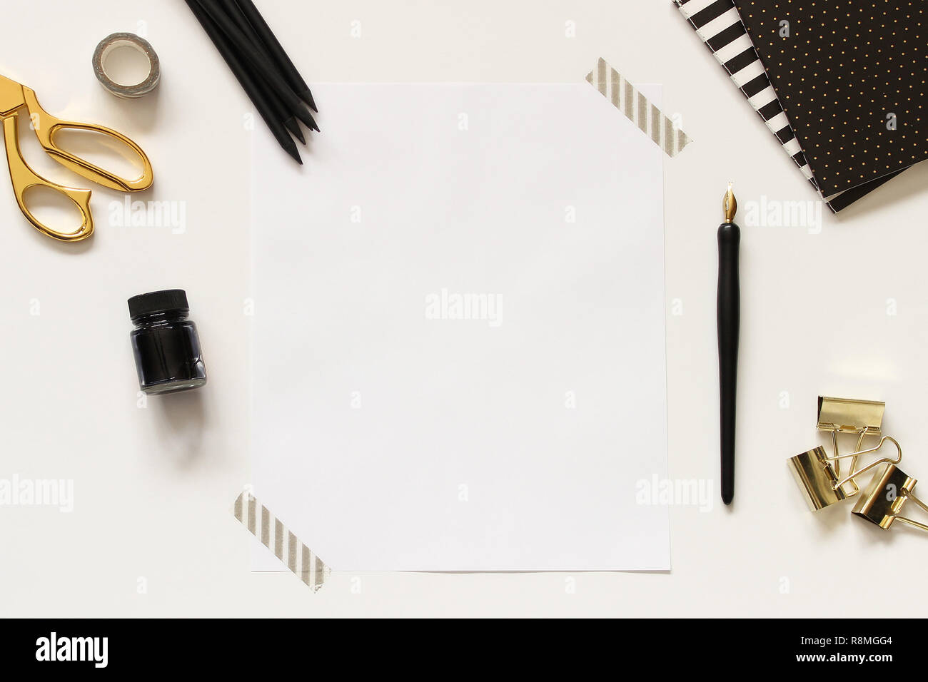 Styled paper hi-res stock photography and images - Alamy