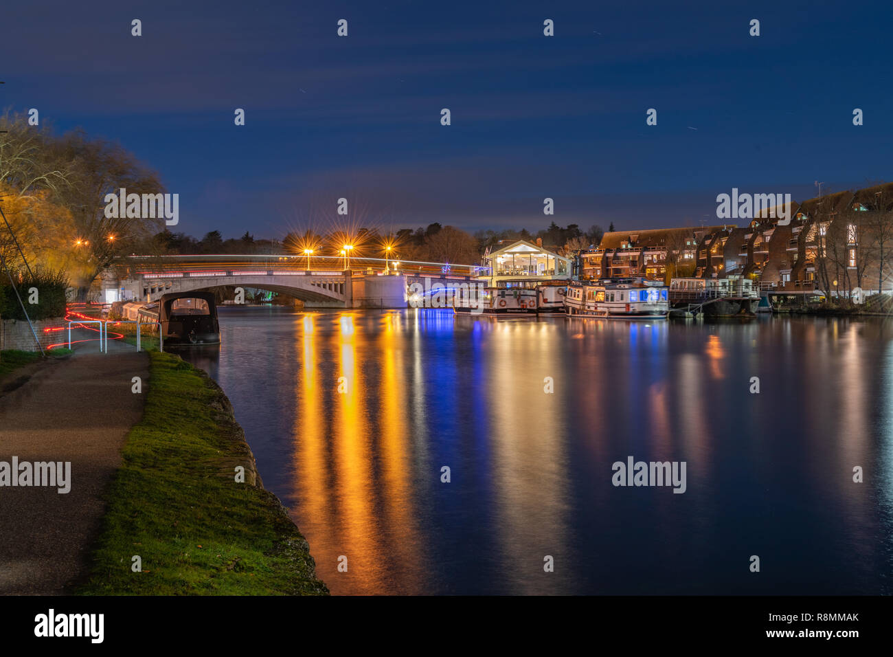 Thames path and Caversham Bridge , Reading Berkshire United Kingdom ...