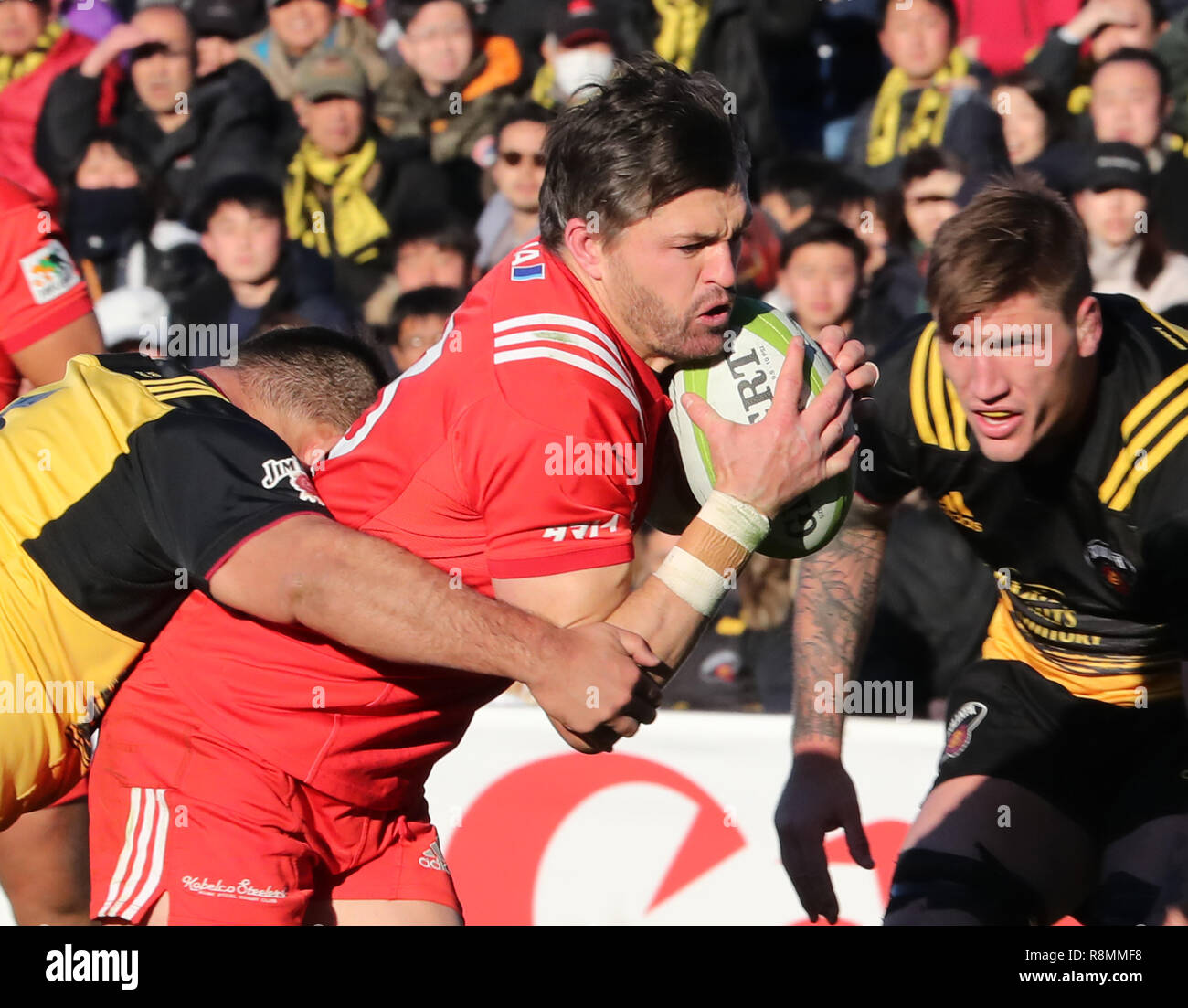 Tokyo, Japan. 15th Dec, 2018. Kobe Steel Kobelco Steelers Adam Ashley ...