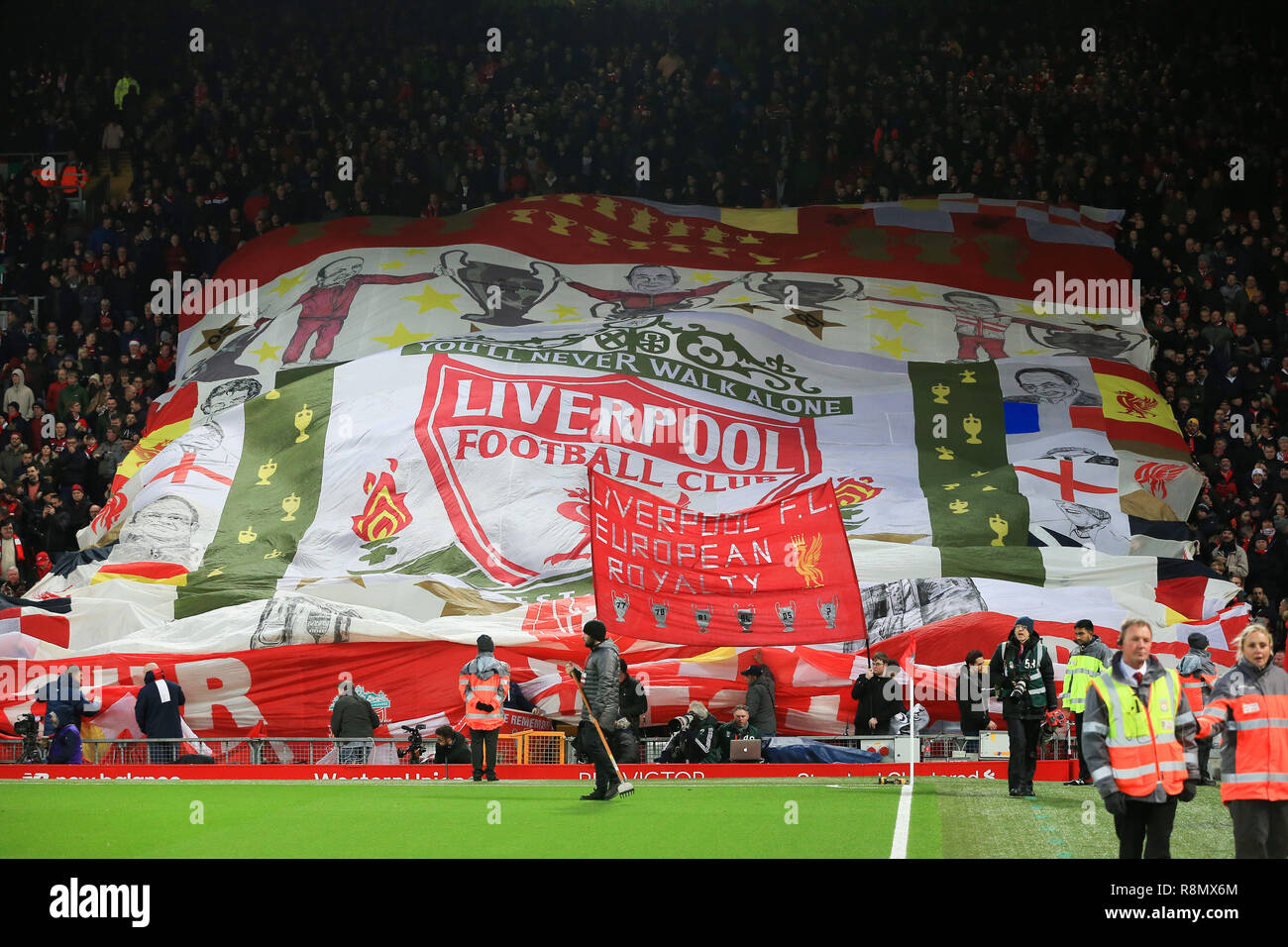 Liverpool football club banner High Resolution Stock Photography and ...