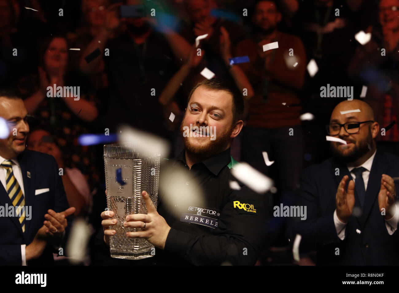Stephen hendry hi-res stock photography and images - Alamy
