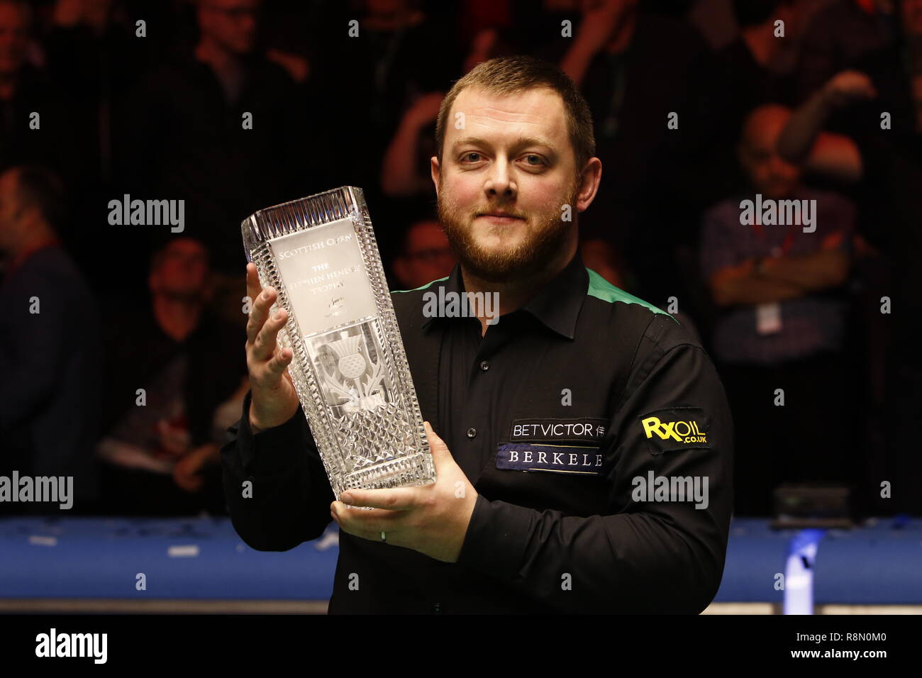Stephen hendry hi-res stock photography and images - Alamy