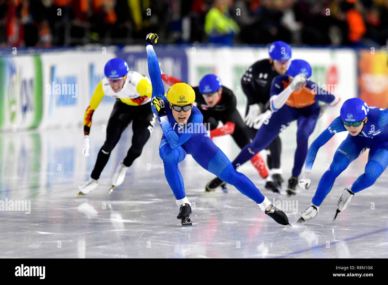 Isu speed skating world cup hi-res stock photography and images - Alamy