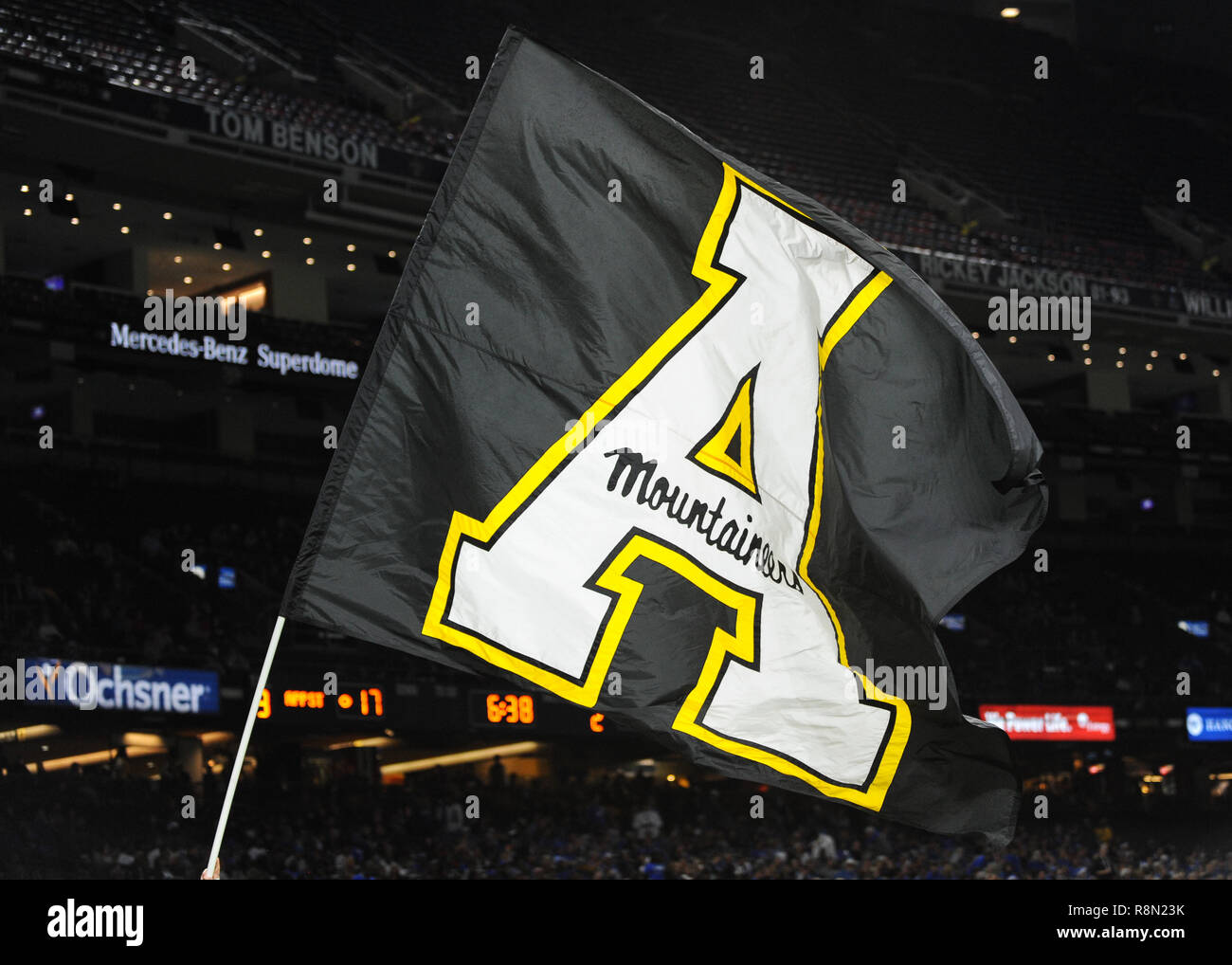 Tennessee state flag sports hi-res stock photography and images - Alamy