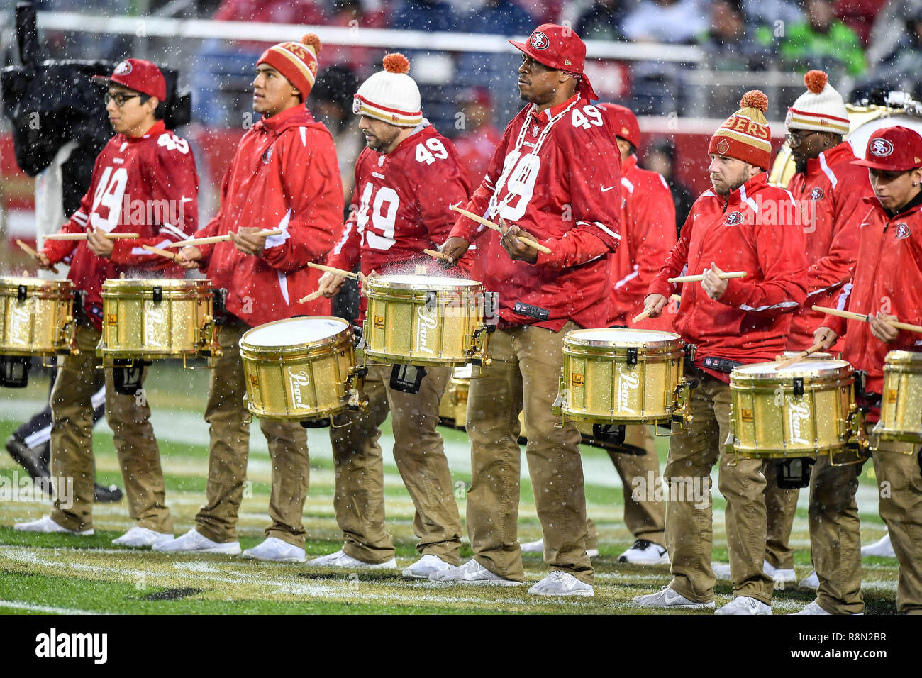 Media drum images hi-res stock photography and images - Alamy