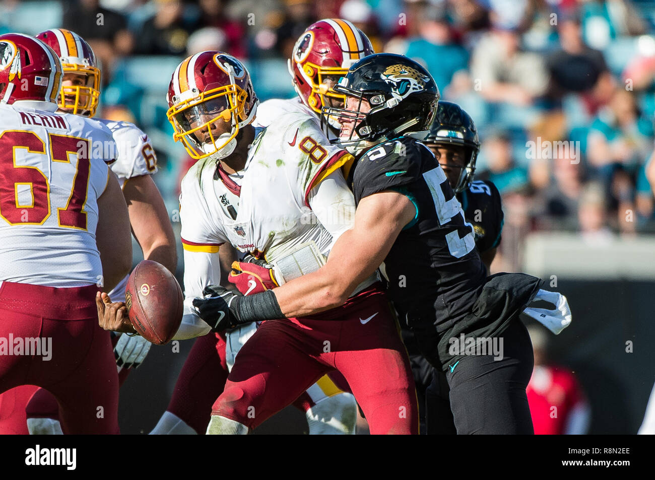 Jacksonville, FL, USA. 16th Dec, 2018. Washington Redskins quarterback ...