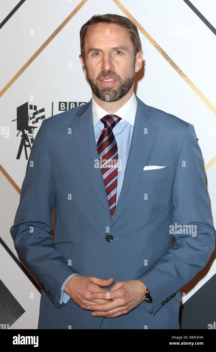 Gareth southgate on red hi-res stock photography and images - Alamy