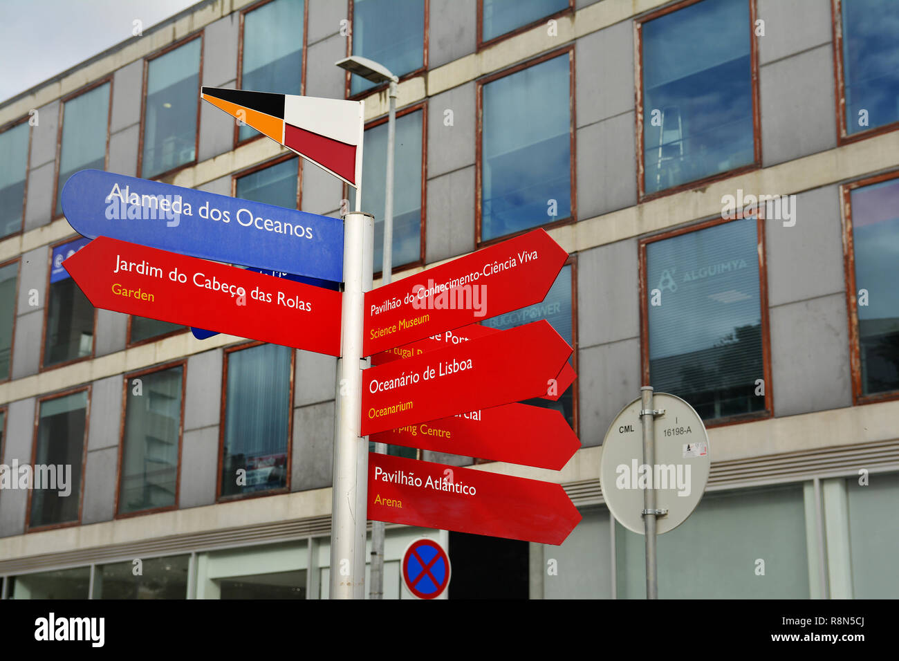 Lisbon street signs hi-res stock photography and images - Alamy