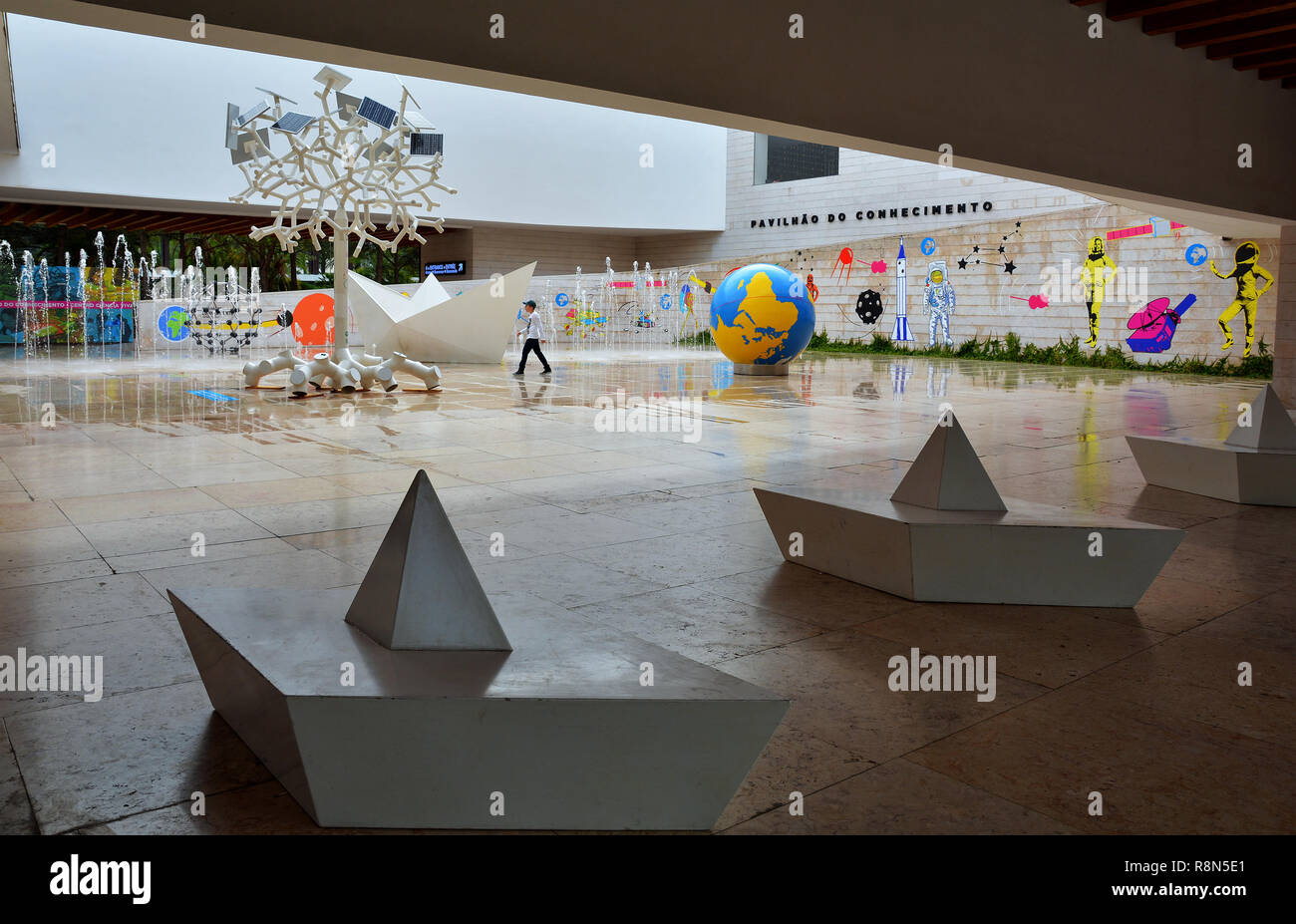 The Interactive Science Museum with educational exhibits, cutting-edge ...