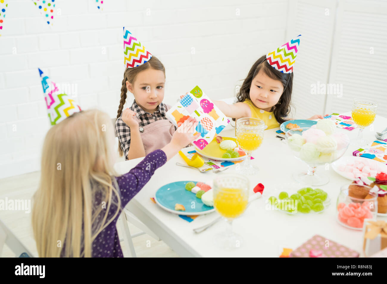 Children congratulating hi-res stock photography and images - Alamy