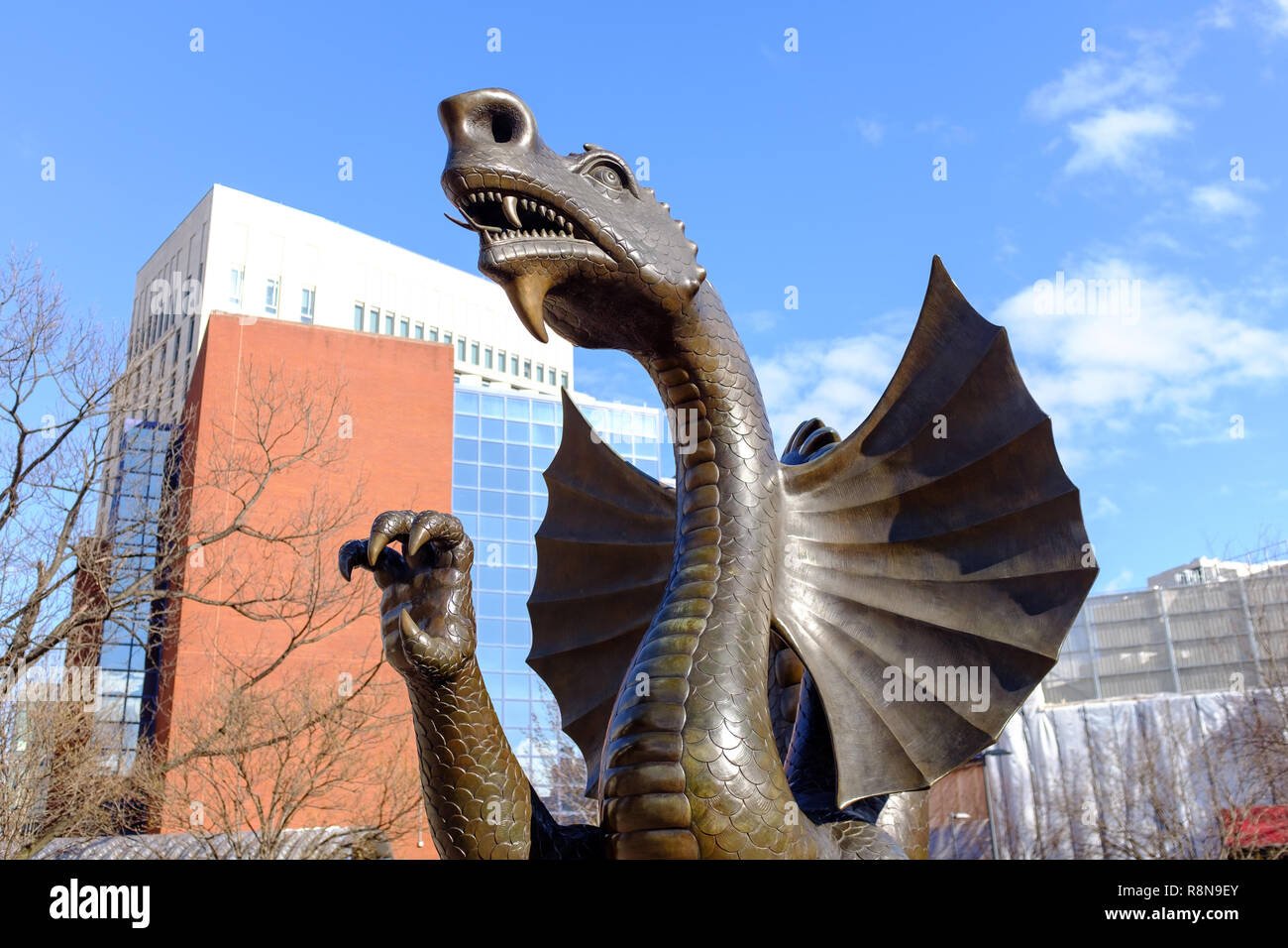 Drexel Dragon "Mario the Magnificent", sculpture by Eric Berg (2002 ...