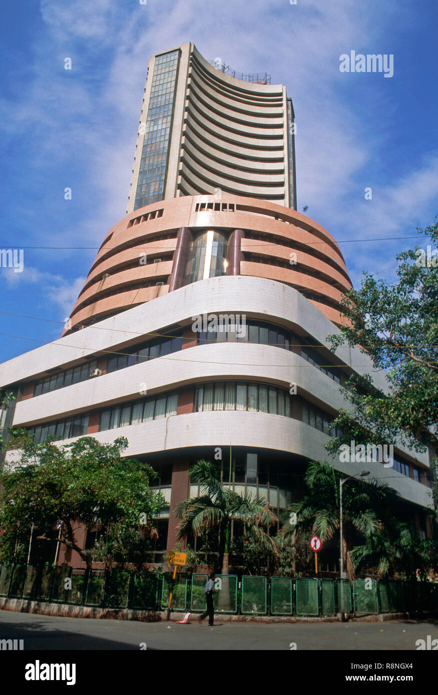 Mumbai stock exchange store