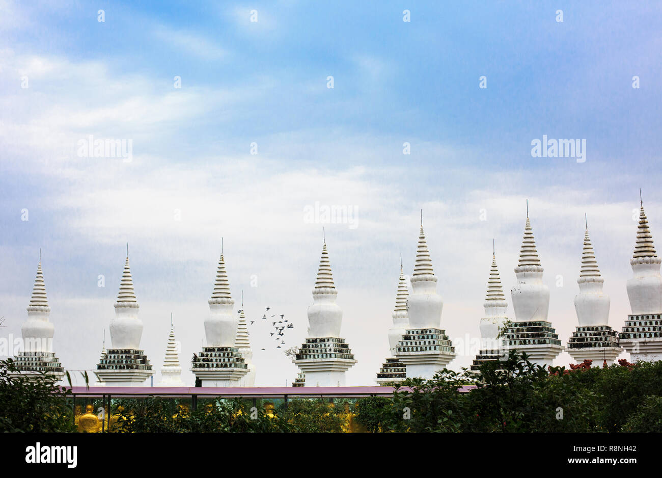 Pagoda flying sky hi-res stock photography and images - Alamy