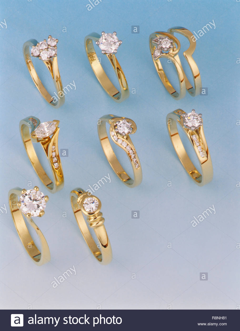 Gold Colors High Resolution Stock Photography and Images - Alamy