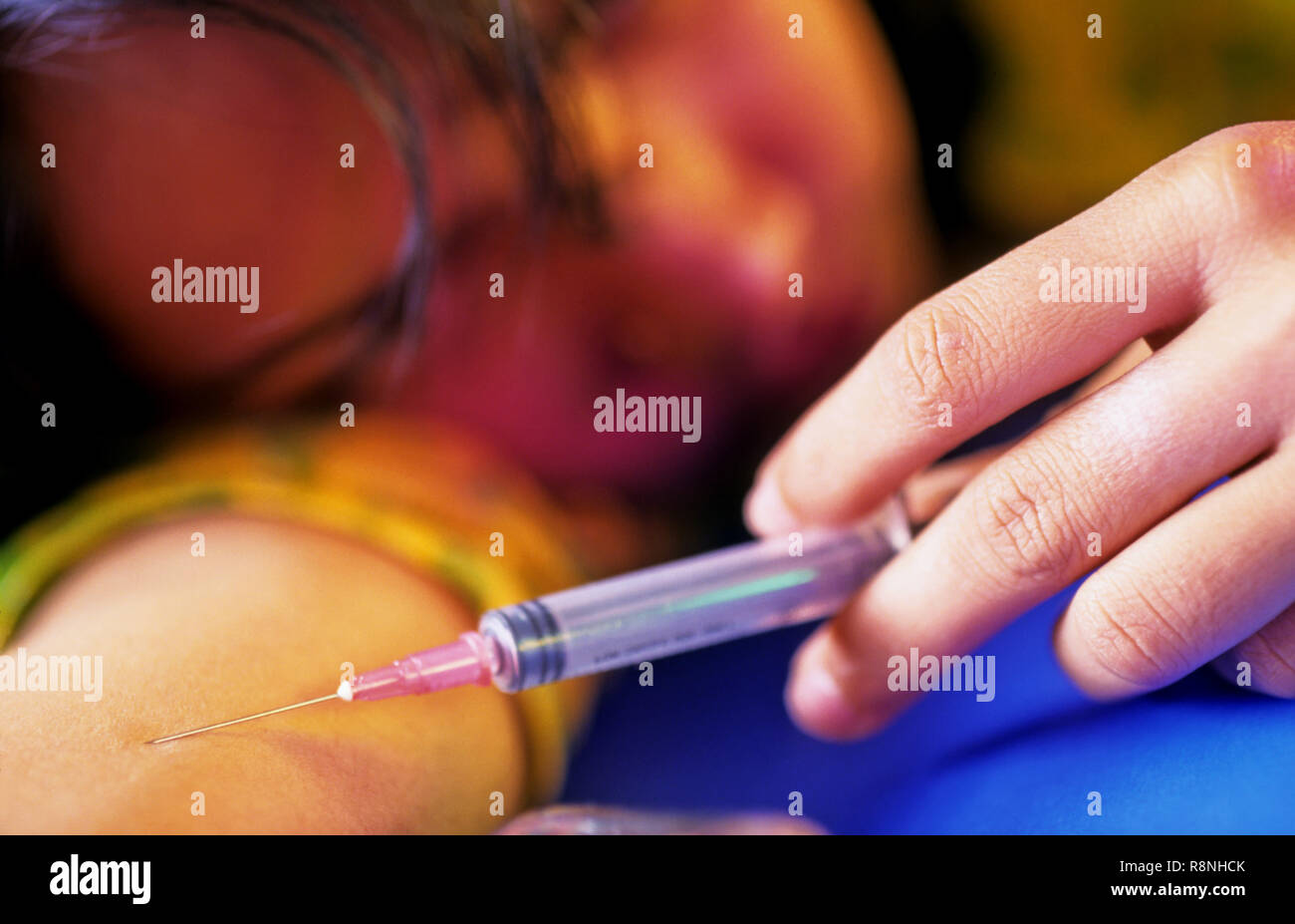 Injections and syringes hi-res stock photography and images - Alamy