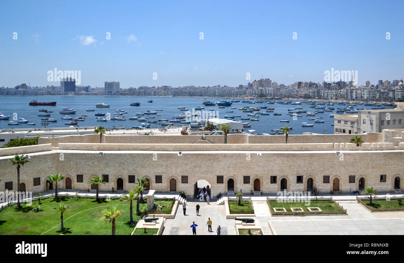 Alexandria egypt skyline cityscape hi-res stock photography and images ...