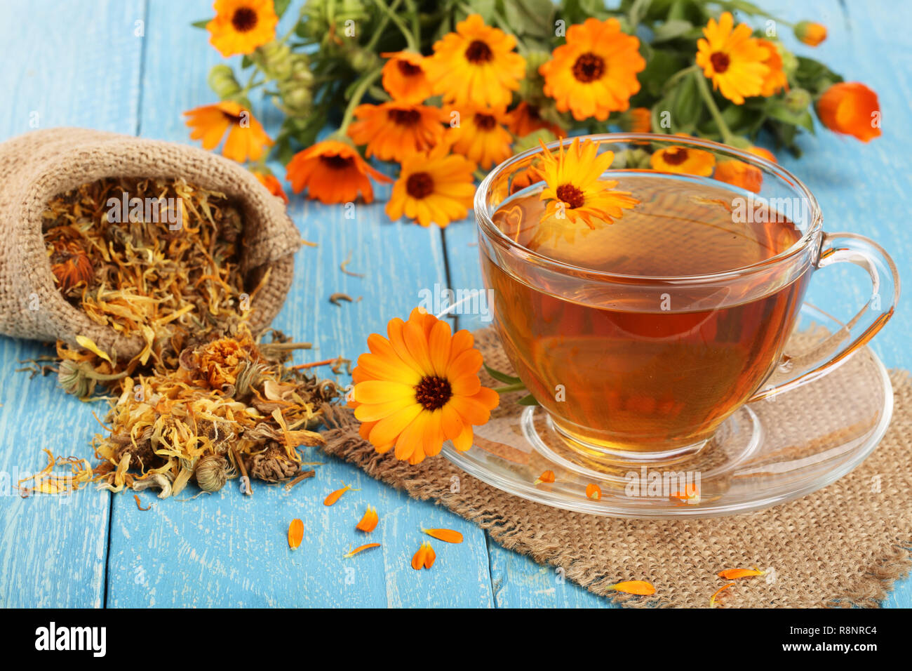 Dried calendula flower hi-res stock photography and images - Alamy