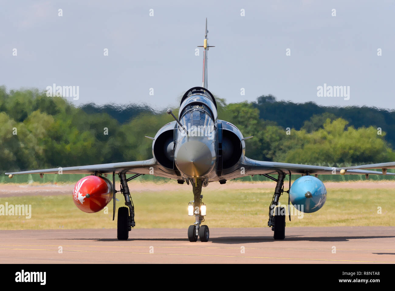 Dassault mirage 2000 jet fighter hi-res stock photography and images ...