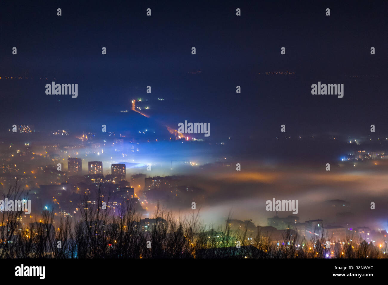 Fog city above hi-res stock photography and images - Alamy